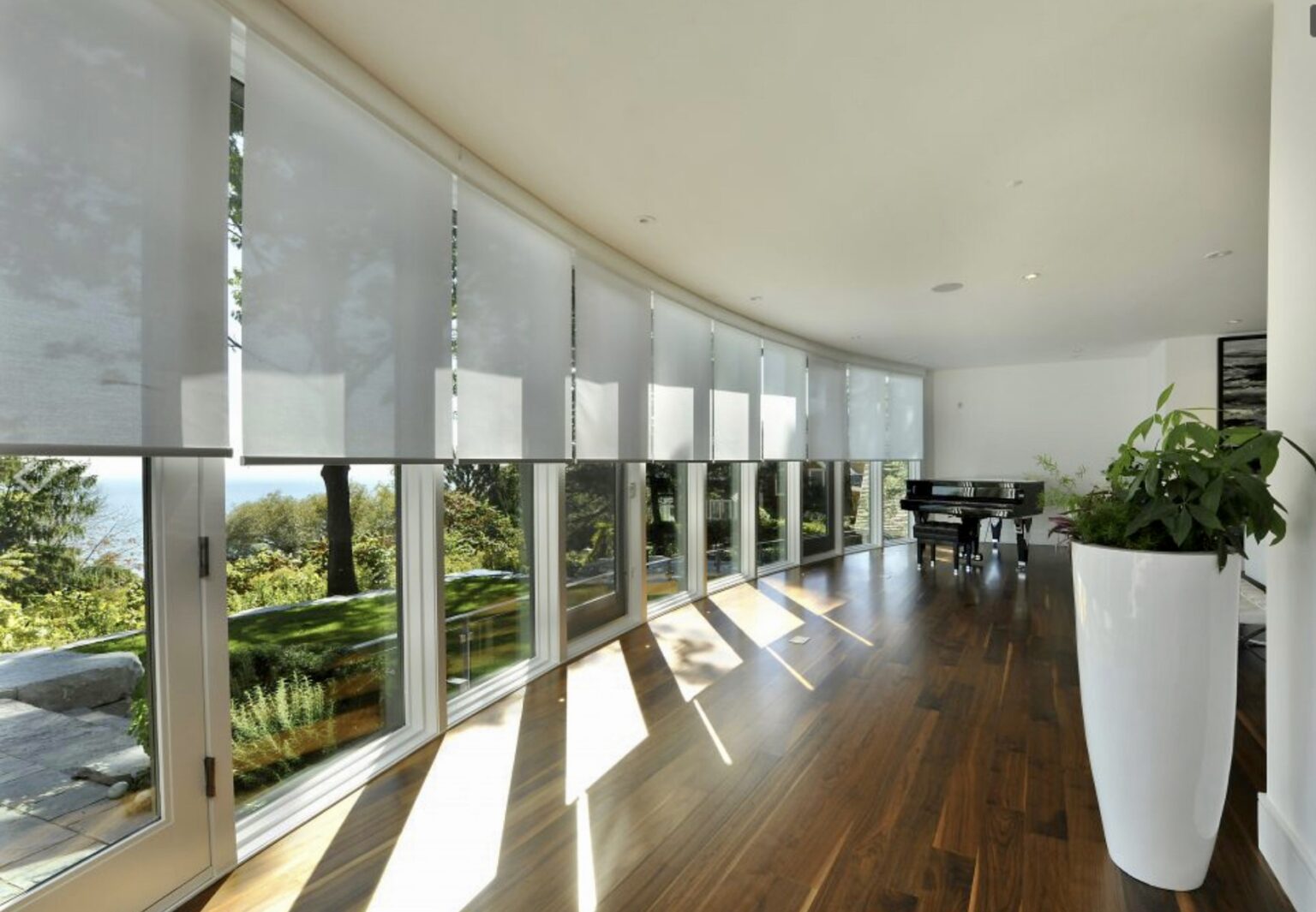 Home - Luxury Window Coverings Toronto - Motorized Shades, Blackout ...